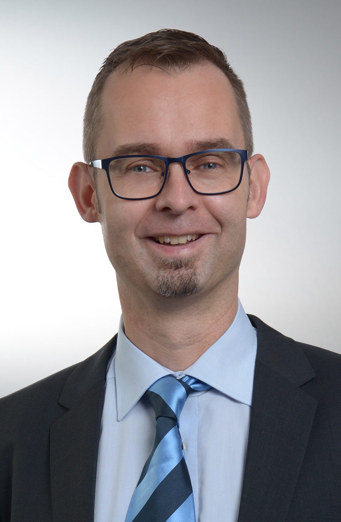 Dr. Robert Haas | Technical Software and Mathematics